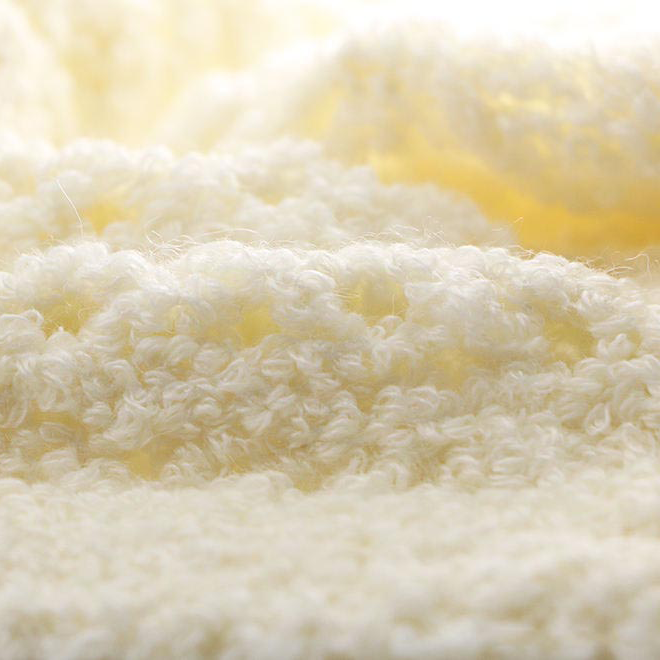 Custom yarn: 1.8S Italian yarn, 50% acrylic, 30% wool, 20% nylon